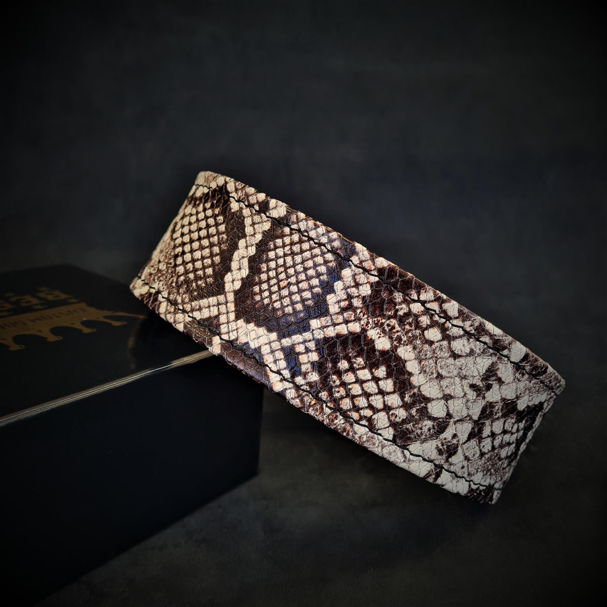 The ''Rock Python'' collar – Rocky & Maggie's